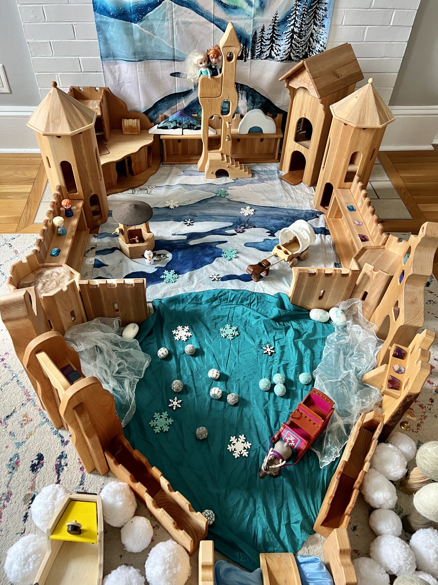‘Frozen’ Play Ideas & Activities – A House of Play